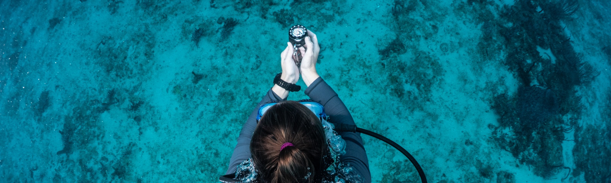 Scuba Diving Depth & Pressure Gauges | Oceanic